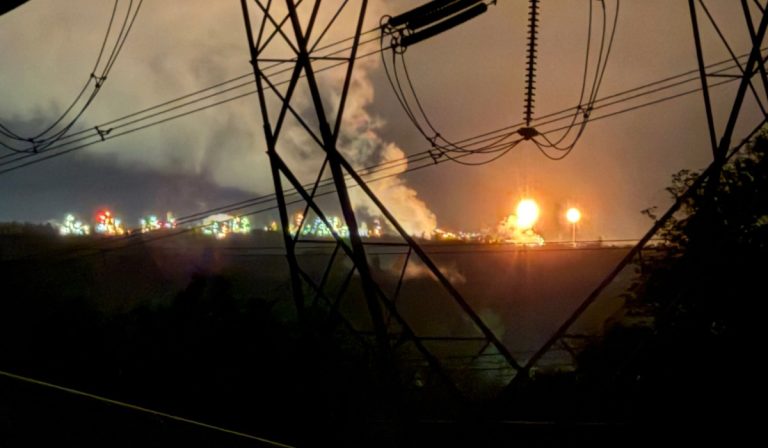 BP Cherry Point Flaring Lights Up Night Sky Early Tuesday - PNW Daily
